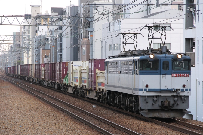 EF65－1085 (→2085) (新) - 特集：21世紀になっても活躍する標準直流電気機関車「EF65形」